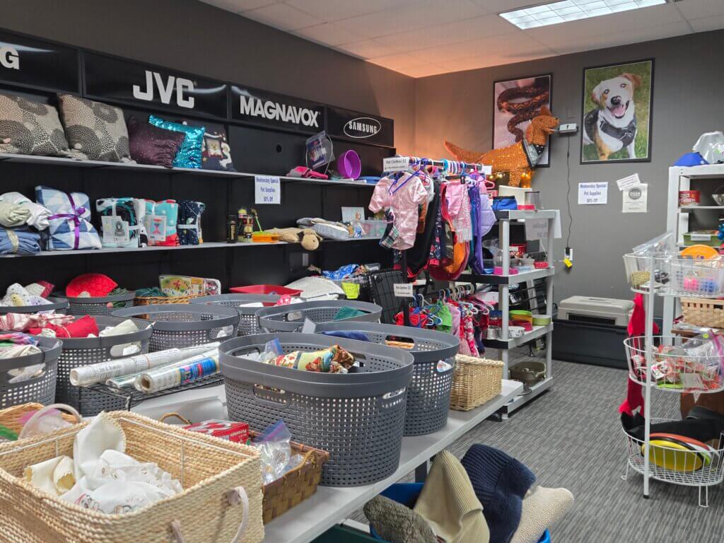 Thrift Shop | Whatcom Humane Society